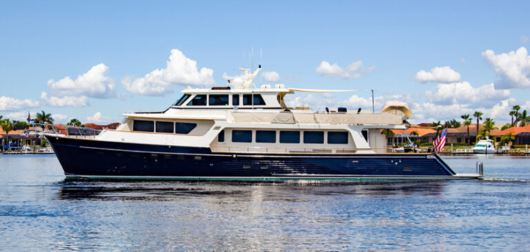 Superyacht Sales | Yacht Sales | Worth Avenue Yachts