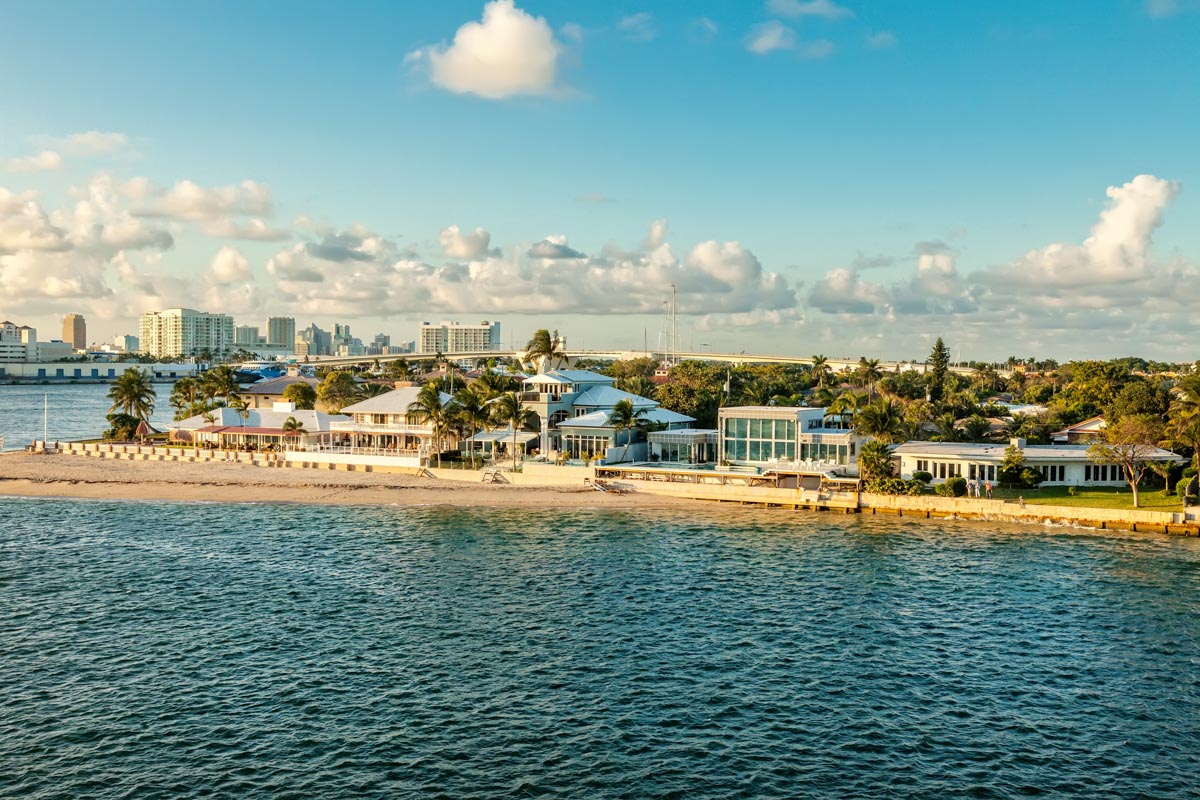 Florida Keys Yacht Charter Itinerary | Worth Avenue Yachts